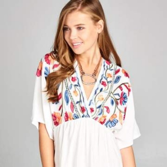 Renee C. | Dresses | Renee C Boho Embroidered White Tunic Dress Nwt ...